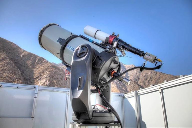 Star Traveler Mobile Observatory - Pier Tech
