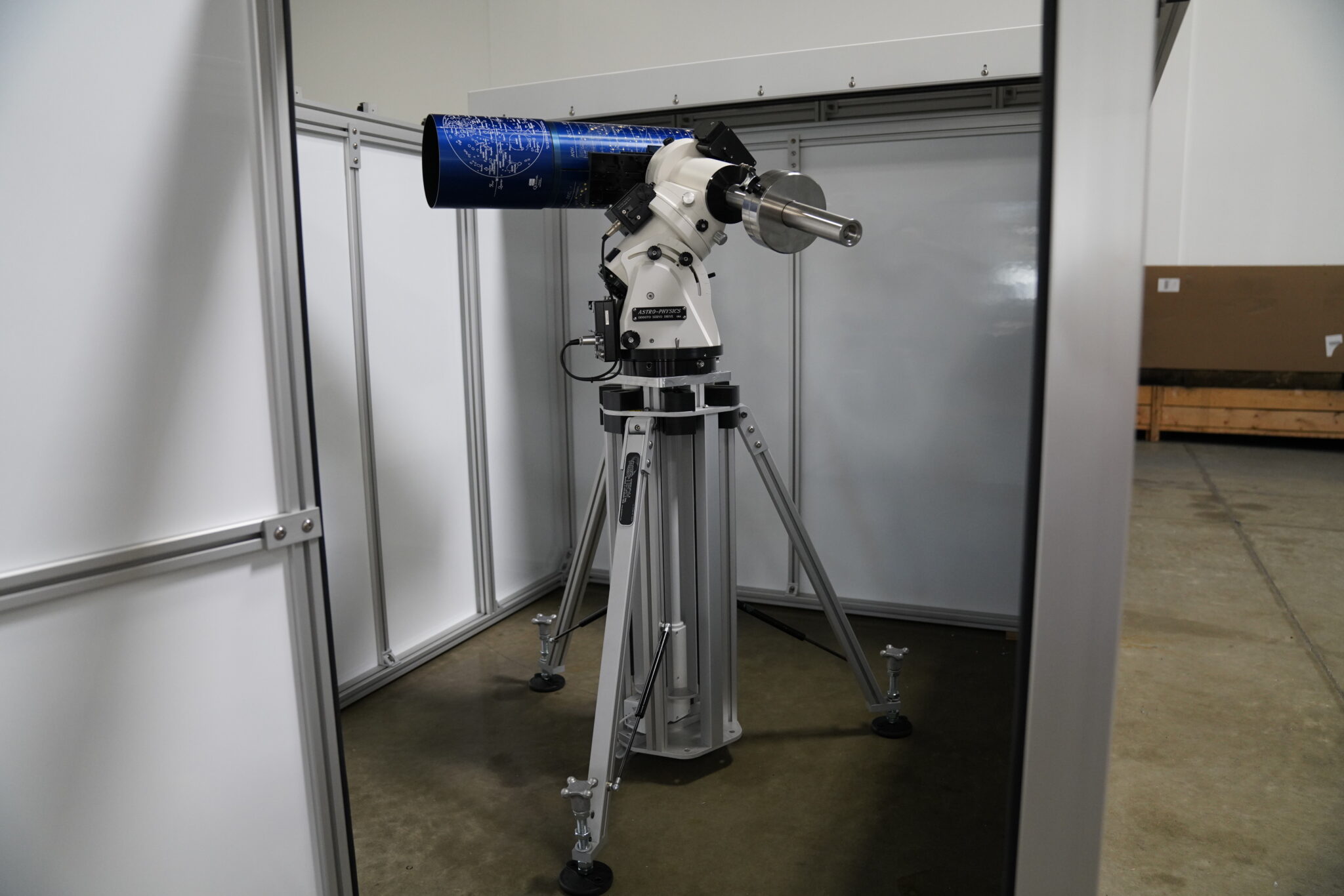 Tele-Enclosure Roll Off Roof Observatory - Pier Tech