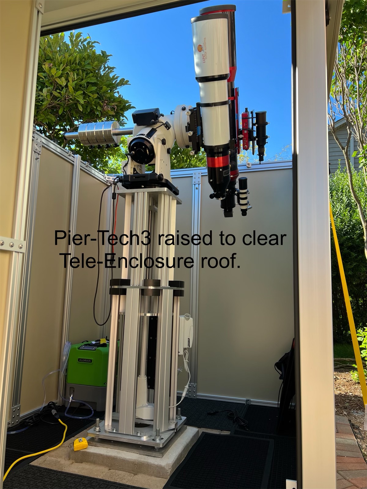 Tele-Enclosure Roll Off Roof Observatory - Pier Tech